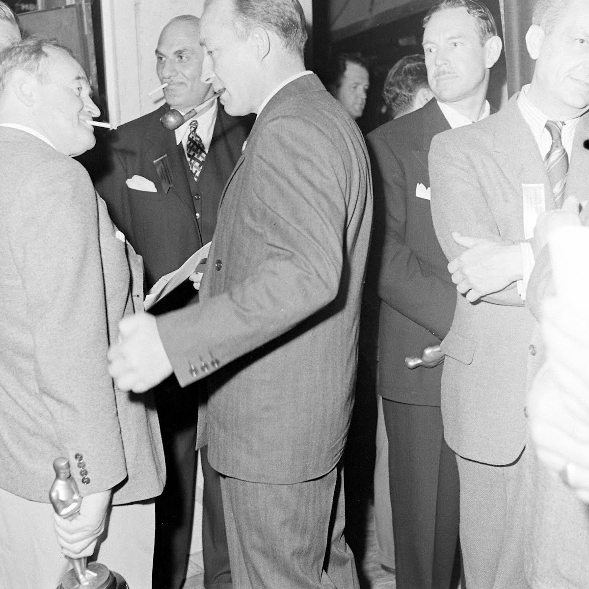 Academy Awards 1945 - Walter Sanders — Google Arts & Culture