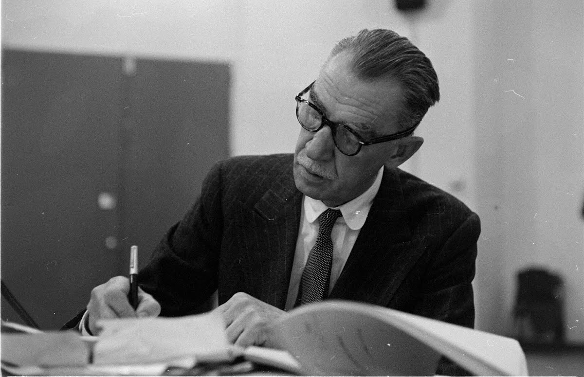 Robert Sherwood Tv Debut - Edward Clark — Google Arts & Culture