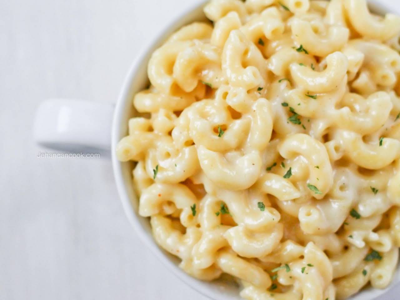 Macaroni With White Sauce Recipe