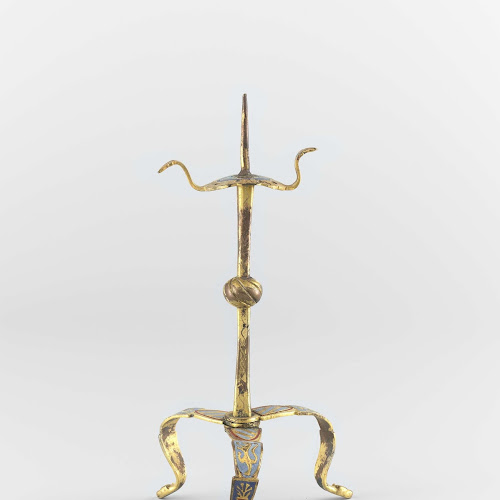 Reiskandelaar op drievoet, versierd met drie wapens, anonymous, c. 1275 ...