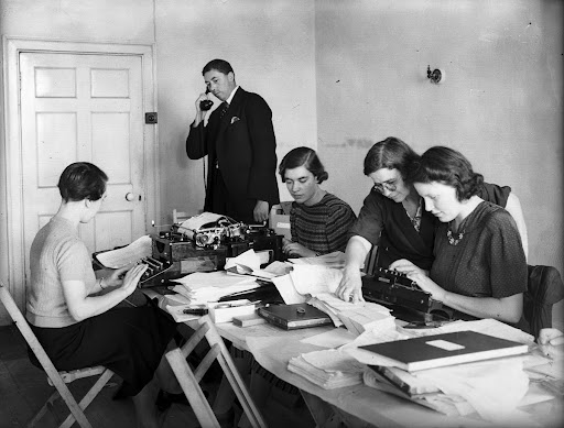 Evacuations of civilians in Britain during World War II — Google Arts ...