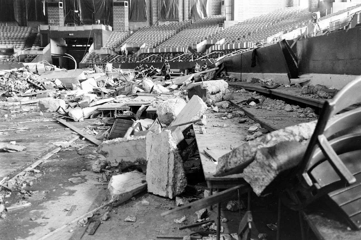 Indianapolis Coliseum Explosion - Francis Miller — Google Arts & Culture