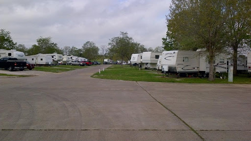 Lazy Days RV Resort | BookYourSite