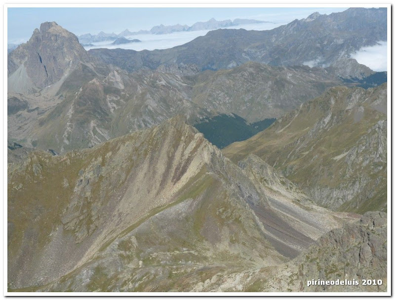 Un paseo por el Pirineo: Pico Arriel (2824 m) y Petit Arriel (2683 m)