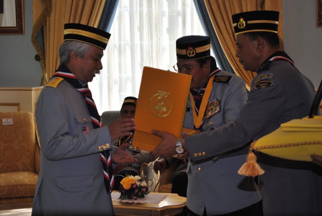 Istiadat Pengurniaan Bintang dan Pingat Pengakap ~ PPM Negeri Sembilan