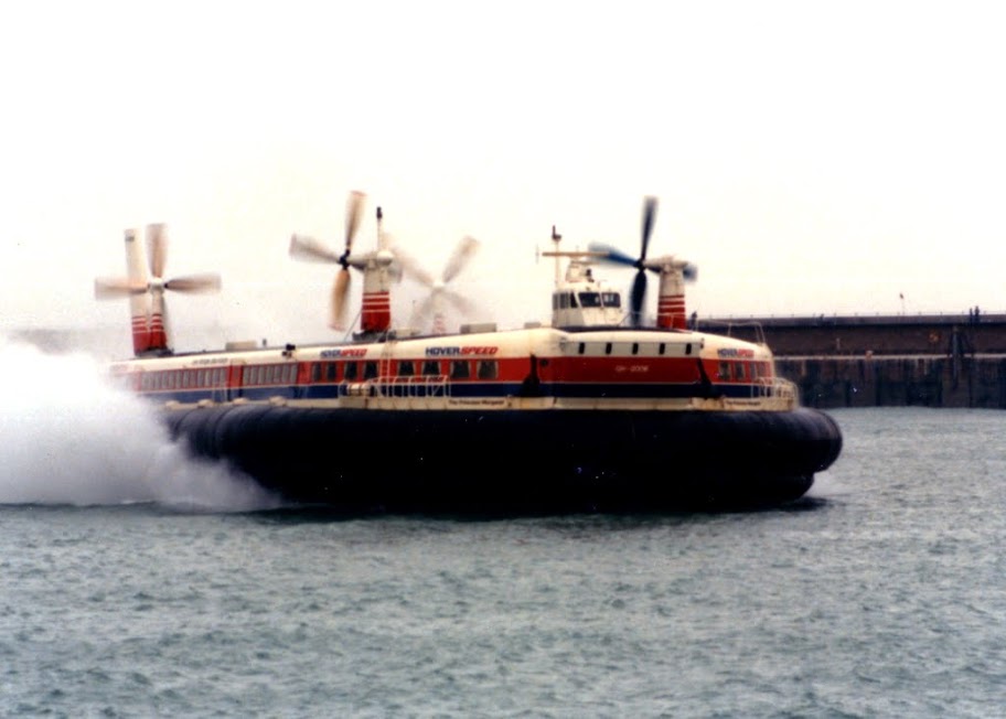 How about amazingly cool pictures of hovercraft? - Page 1 - Boats ...