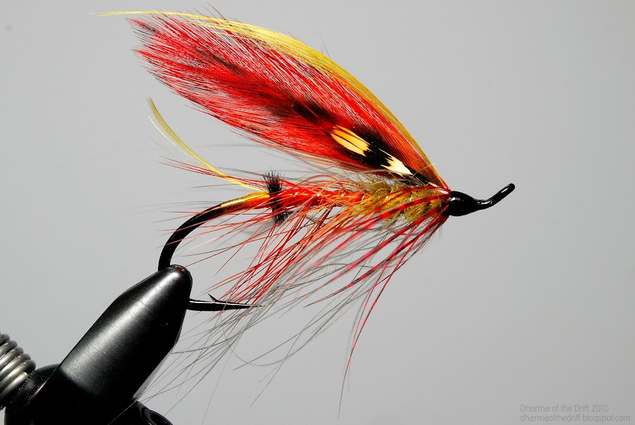 Feather Wing Streamer | The Tying Bench | Fiberglass Flyrodders