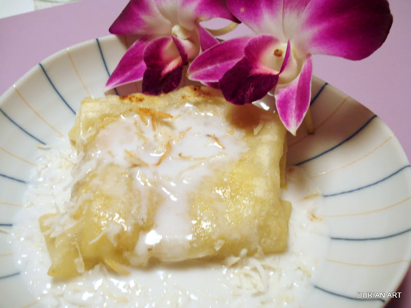 Thailand street banana roti, with coconut | GOURMANDE in OSAKA