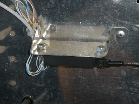 Flap Position Sensor Mounting | Van's Air Force