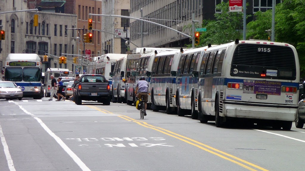 Shots around Brooklyn/Manhattan (incl F train shuttle) - Bus Photos ...