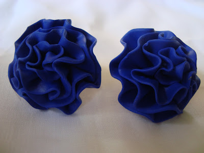 Odaly´s Creaciones: Claveles Azules Modelo # 006