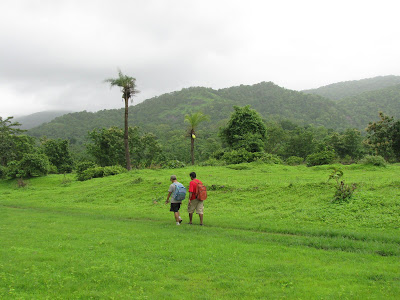 Trek to chinchoti falls & tungareshwar | Experiences on two wheels