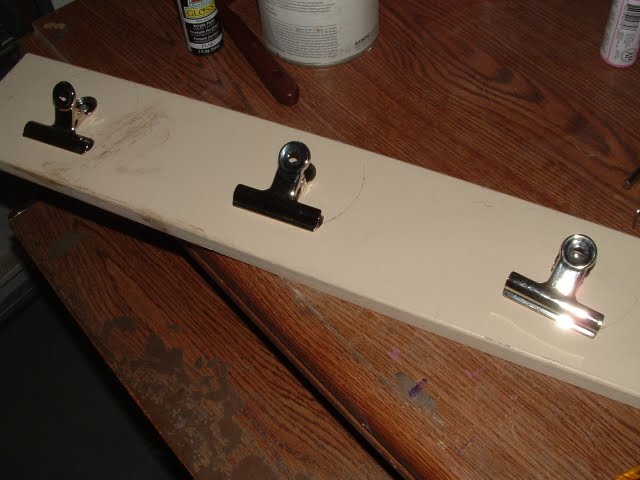 Pieces by Polly: DIY Art Display Board