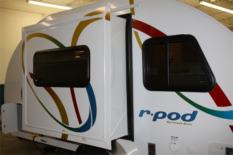 Forest River r-pod Camper Information Page: r-pod 174 by Forest River