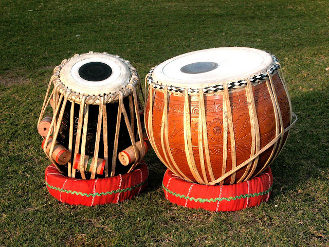 Clay Bayan | Pictures of Tabla, Tabla Maestros and More