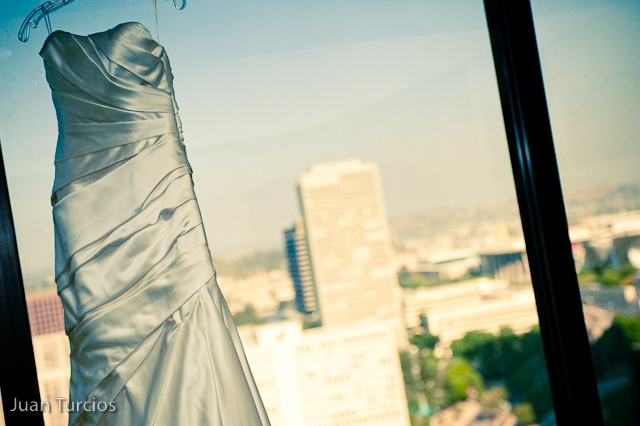 Juan Turcios Photographer: Laura & Robert's Union Station Wedding