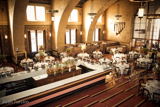 Juan Turcios Photographer: Laura & Robert's Union Station Wedding