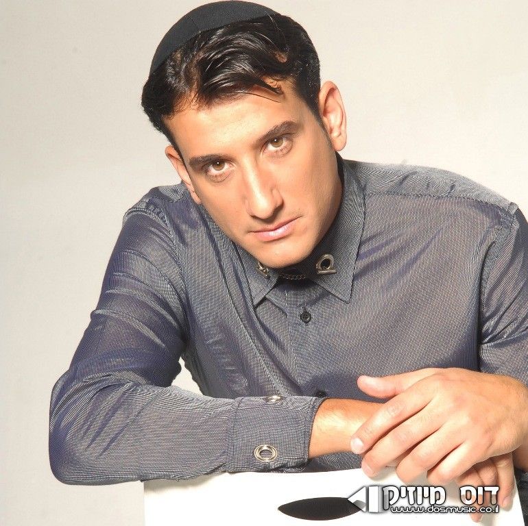 המזכירה - ראיון עם חיים ישראל | דוס מיוזיק | מוסיקה יהודית