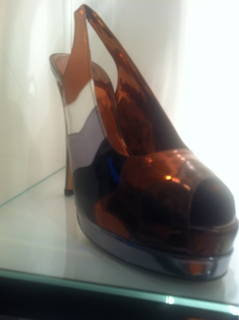 DIARY OF A CLOTHESHORSE: Up close with Havva Mustafa