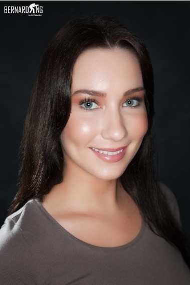 B NG Me - A Vancouver Photographer's Blog: Headshots with Caley