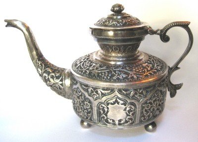 antique pot: How to distinguish ancient teapot