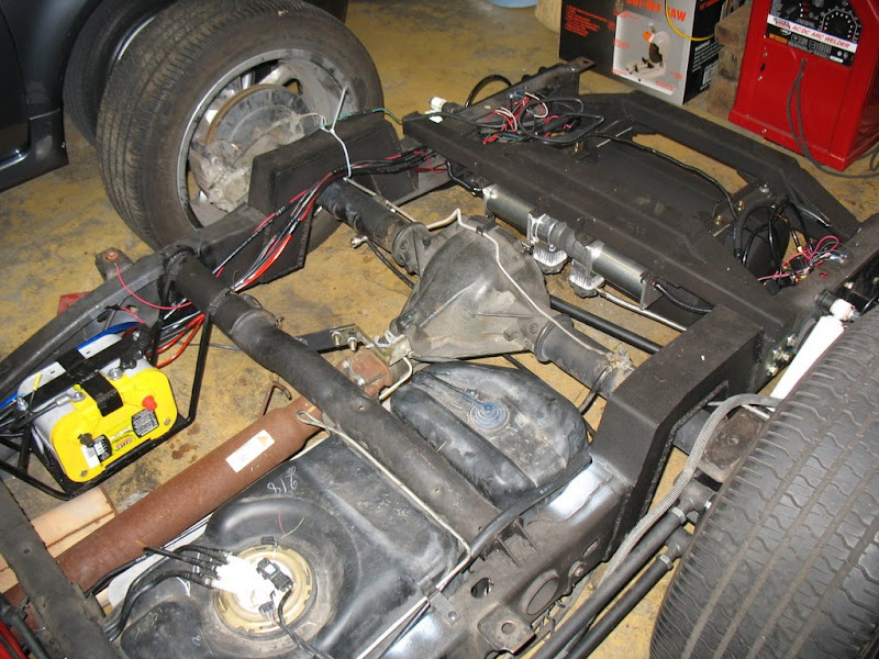 2001 Silverado Laying Frame on 22's: Icedoutrollies | GMC Truck Forum