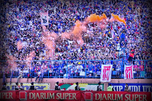Arema dan Aremania adalah Masterpiece.. | Lapanganrumput's Blog