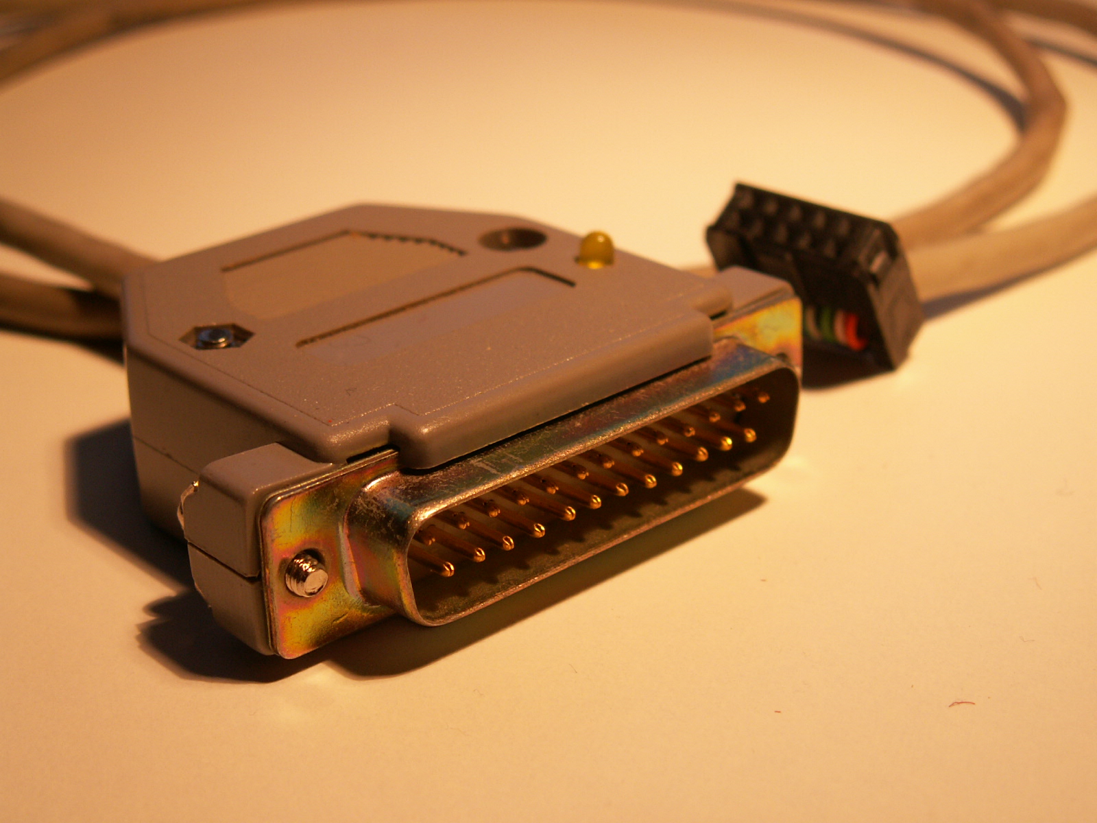 zepocto: STK200 ISP cable (DSUB-25)