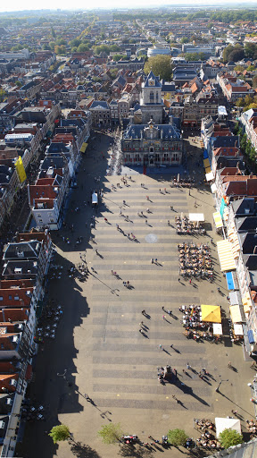 Op het plein. | SkyscraperCity Forum