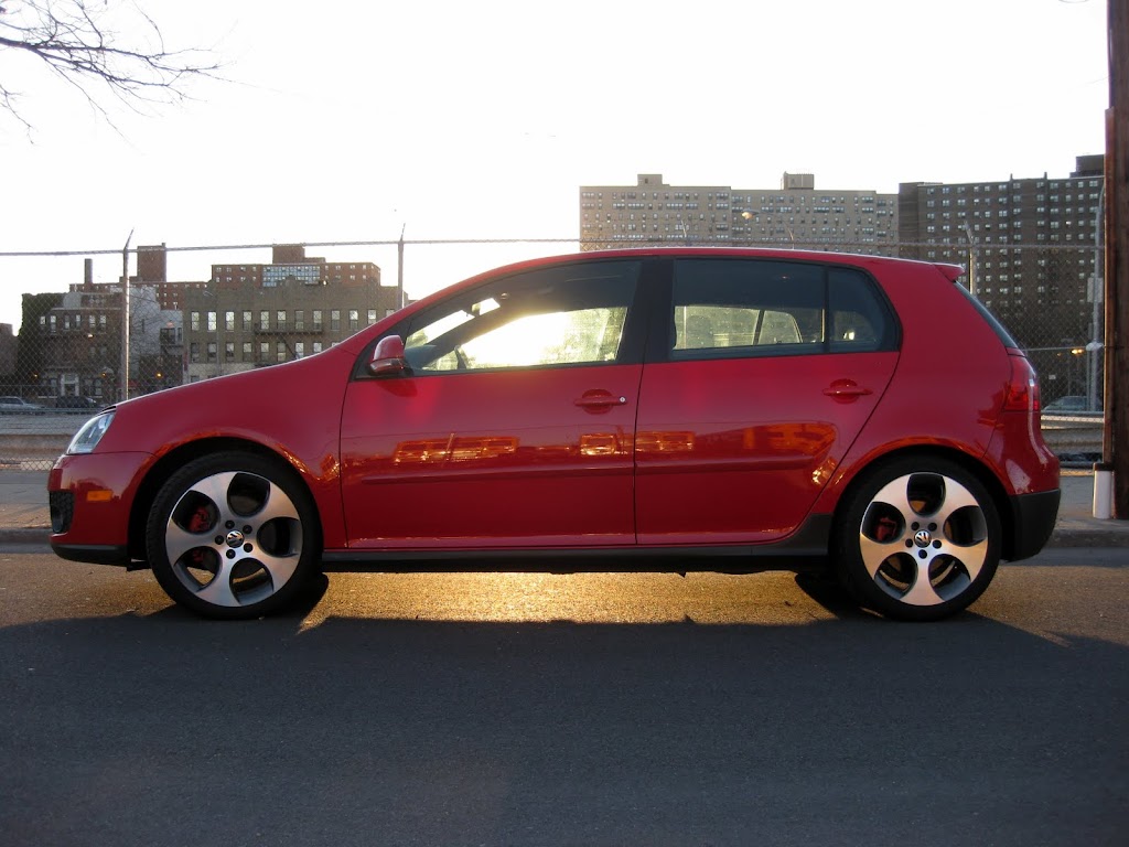FEELER: 08.5 GTI 4 door, RED, TSI 6-speed, leather/sunroof/NAV/HUFFs ...