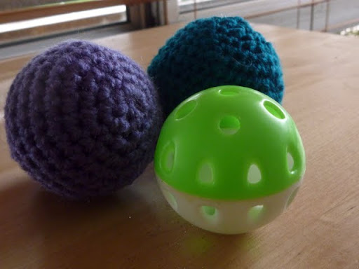 Crochet balls | Renjet's adventures in yarnery