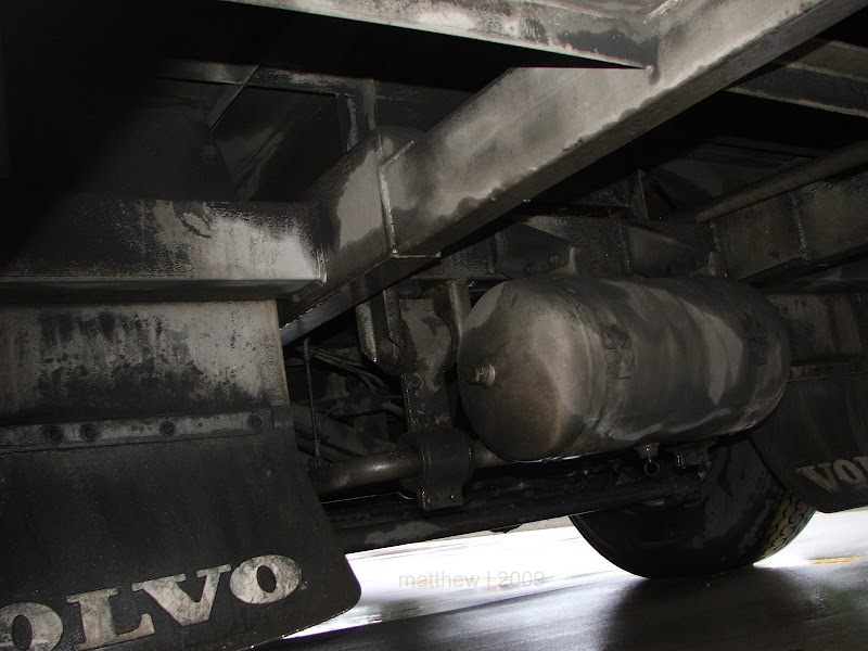 Volvo B10M mkII Volgren artic tour Outside shots