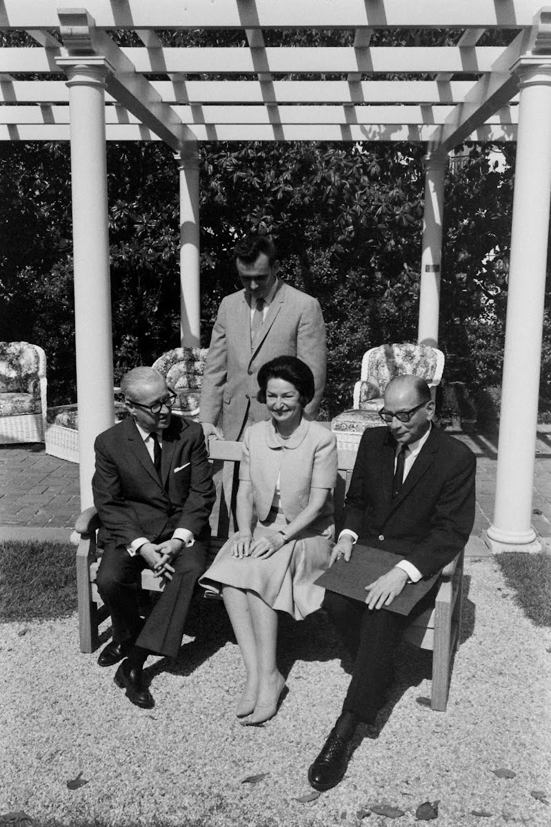 Lady Bird Johnson-Beautification Tour Of The Potomac - Stan Wayman ...