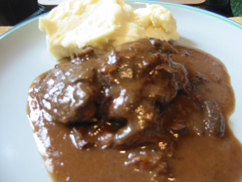 cafetito - CARRILLERAS DE CERDO IBERICO Y BIZCOCHO CHIFFON DE LIMON ...