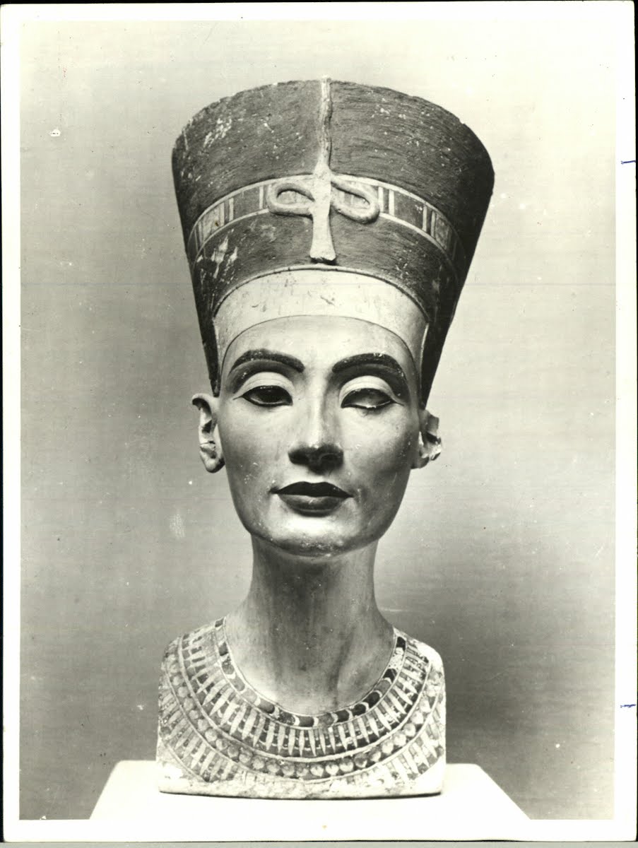 Por Nefertiti Egyptian Queen — Google Arts & Culture