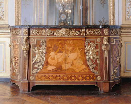 Commode de la chambre du roi Louis XVI à Versailles - Jean-Henri ...