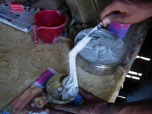The Khari block printing tool being primed — Google Arts & Culture